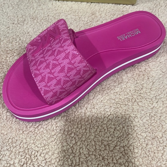 MICHAEL Michael Kors | Shoes | Michael Michael Kors Logo Platform Slide ...